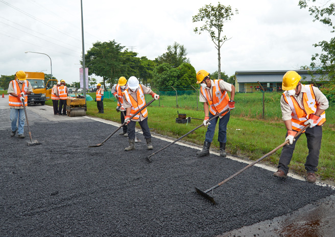 Cahya Mata Sarawak | Road Maintenance Division
